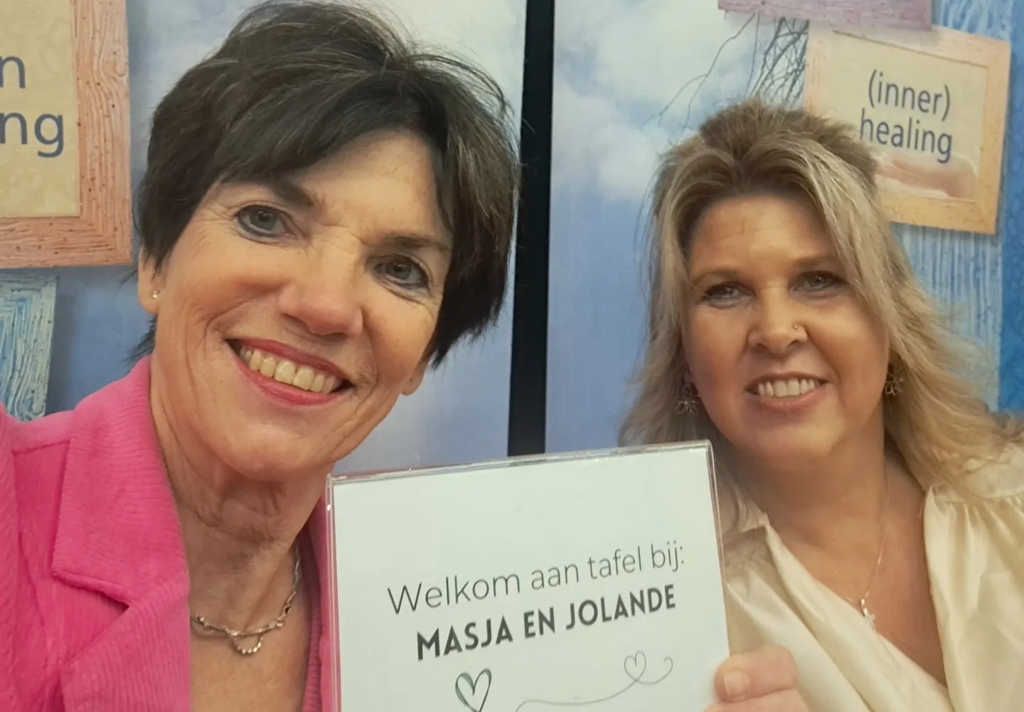 Jolande evangeliseert op de paranormale beurs: “Mensen komen voor ...