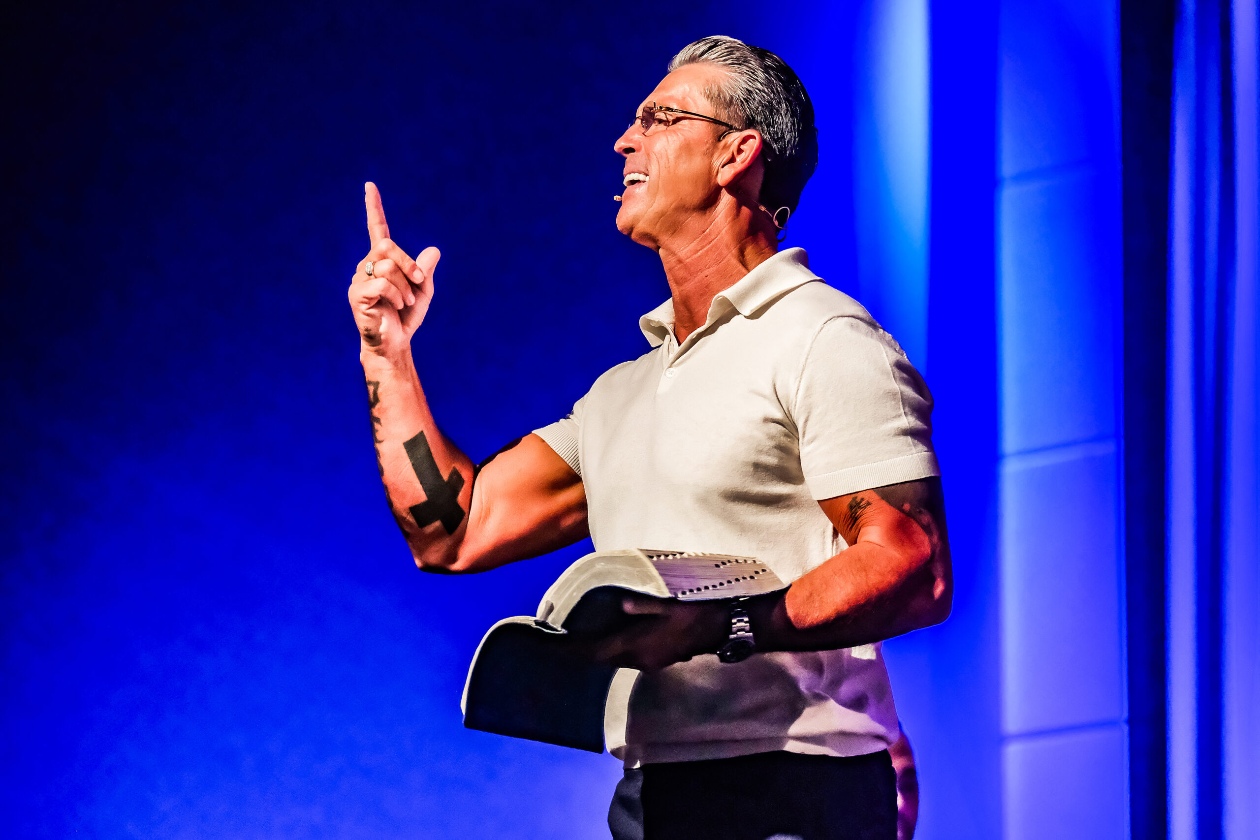 Evangelist Johan Toet bekeert zich - Revive