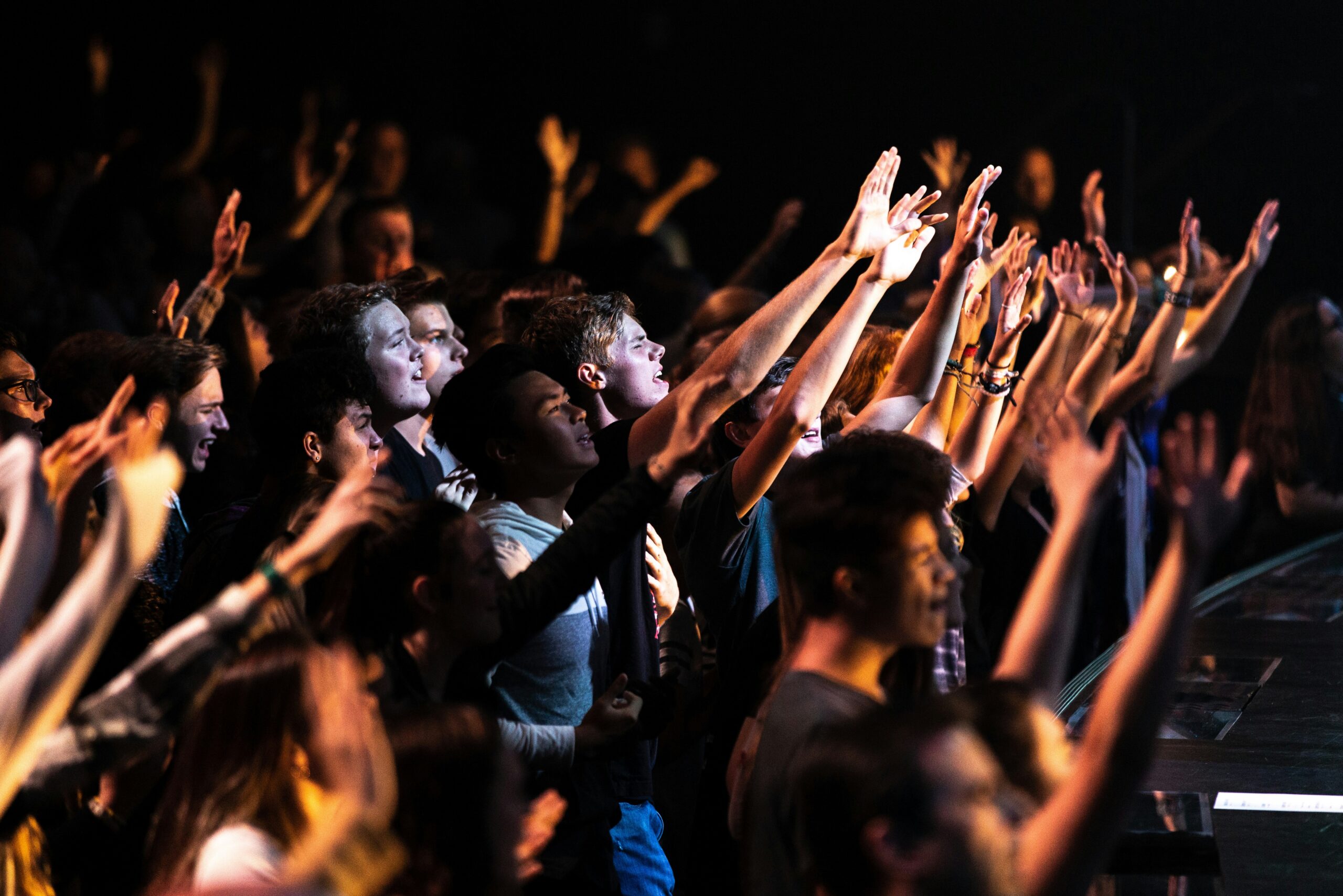 Christelijke popmuziek verovert de hitlijsten - Revive
