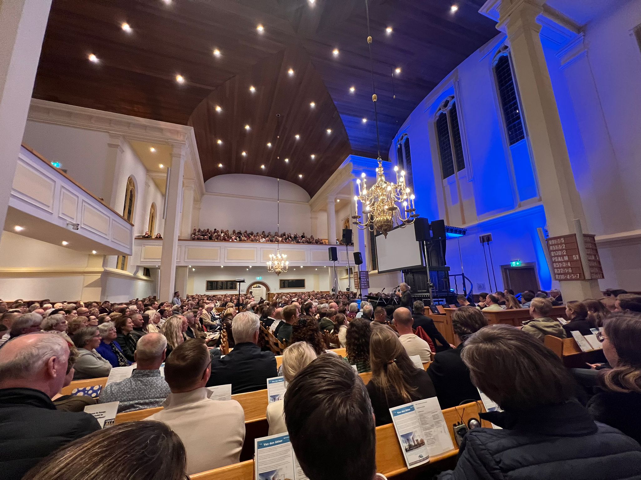 Gijzelaar Eliya Cohen in Nederland: "Dat ik nog leef is een groot ...